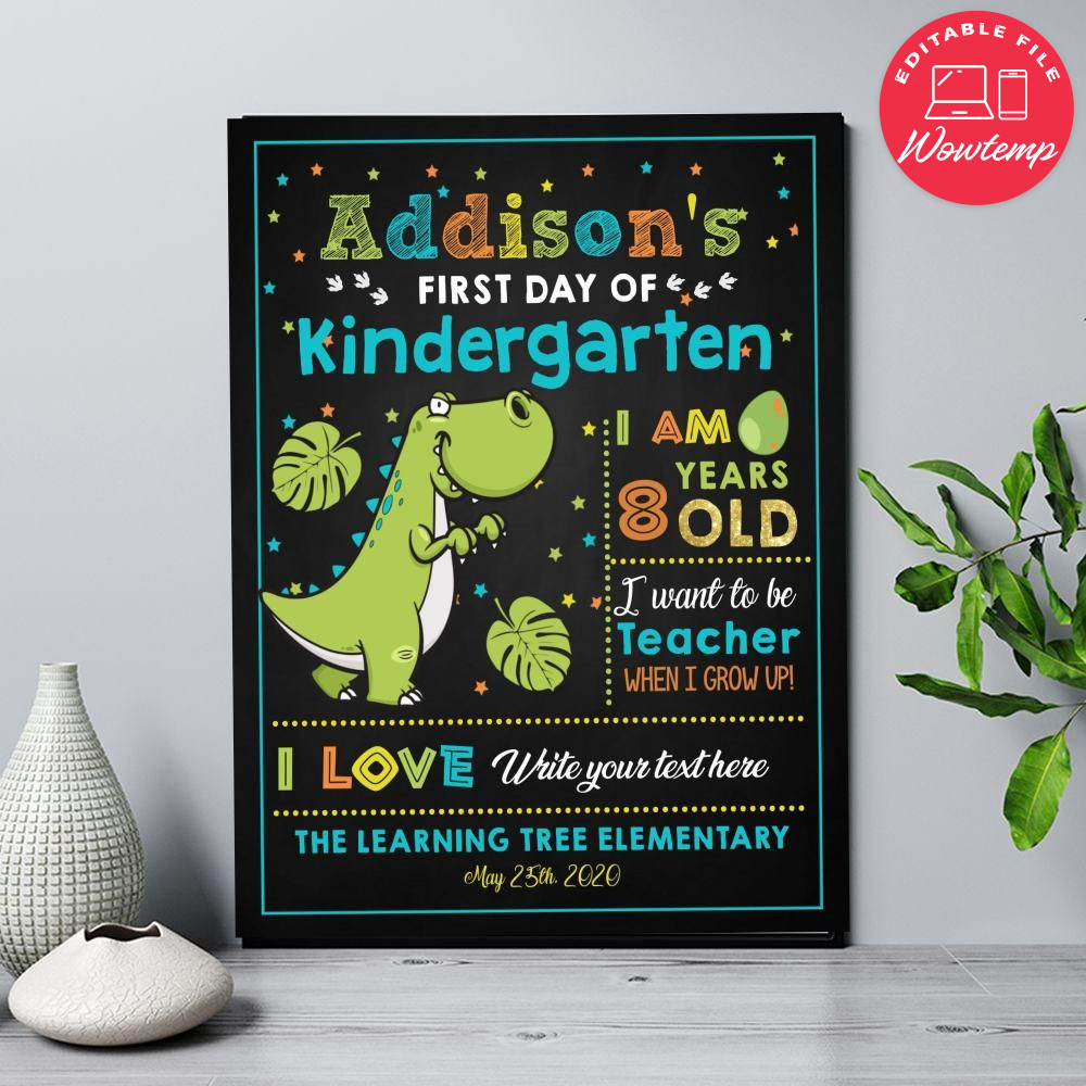 Dinosaur First Day of Fifth Grade Chalkboard Sign Printable | Wowtemp